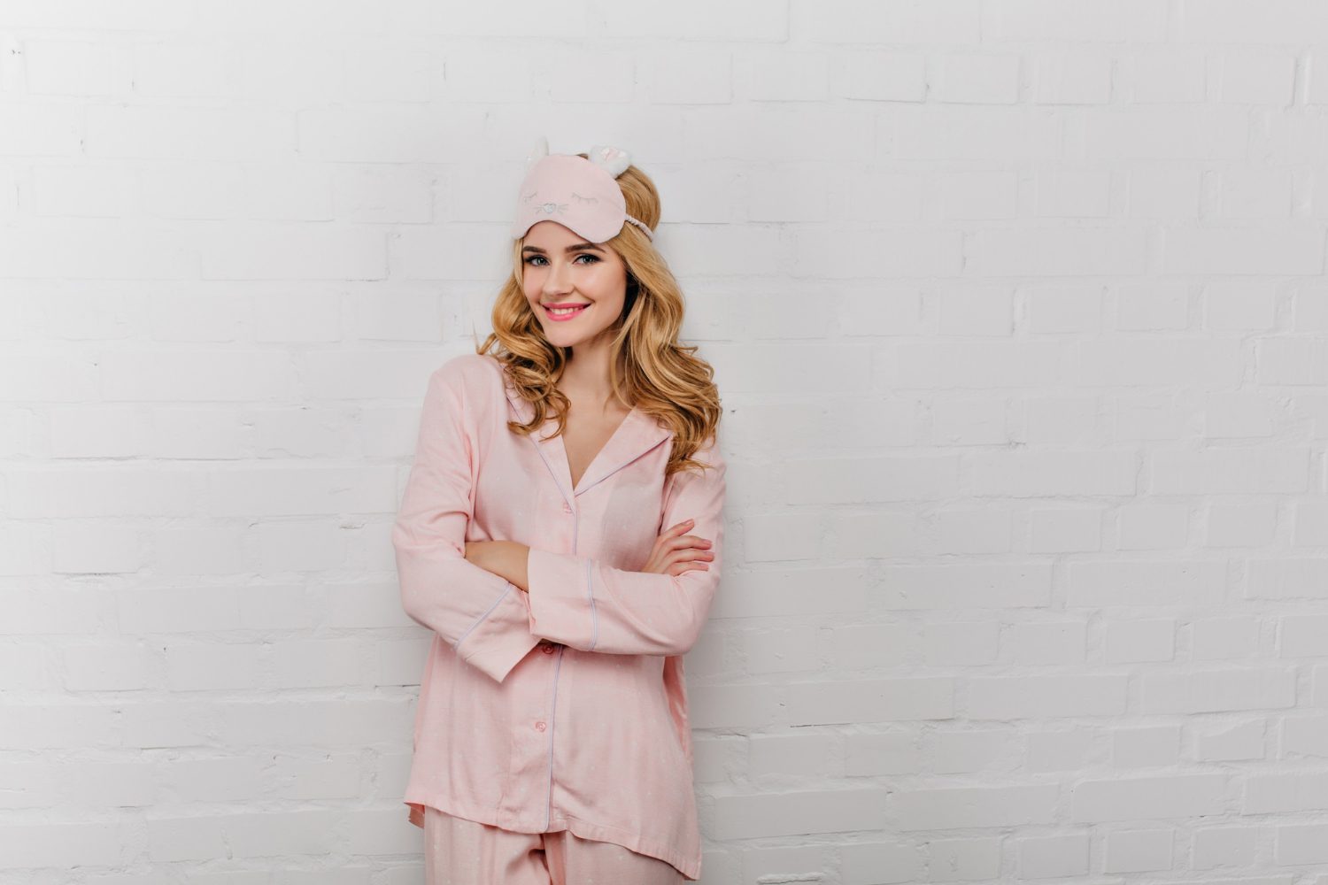 What Clothes Should You Wear to Sleep for Better Rest - Start Sleeping Well